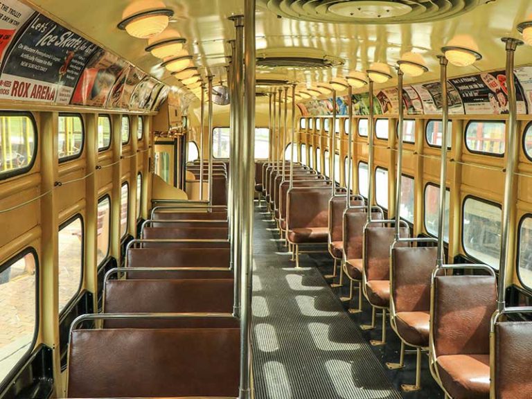 Pittsburgh Railways Co. 1711 - PA Trolley Museum
