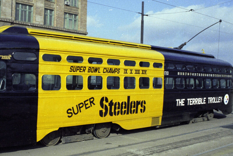 Pittsburgh Railways Co. 1713 - PA Trolley Museum